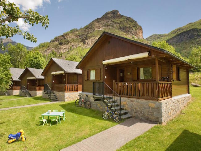Glamping in de Spaanse Pyreneeën: tent, pod of bungalow